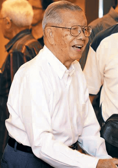 Tribute to a principal who inspired his students